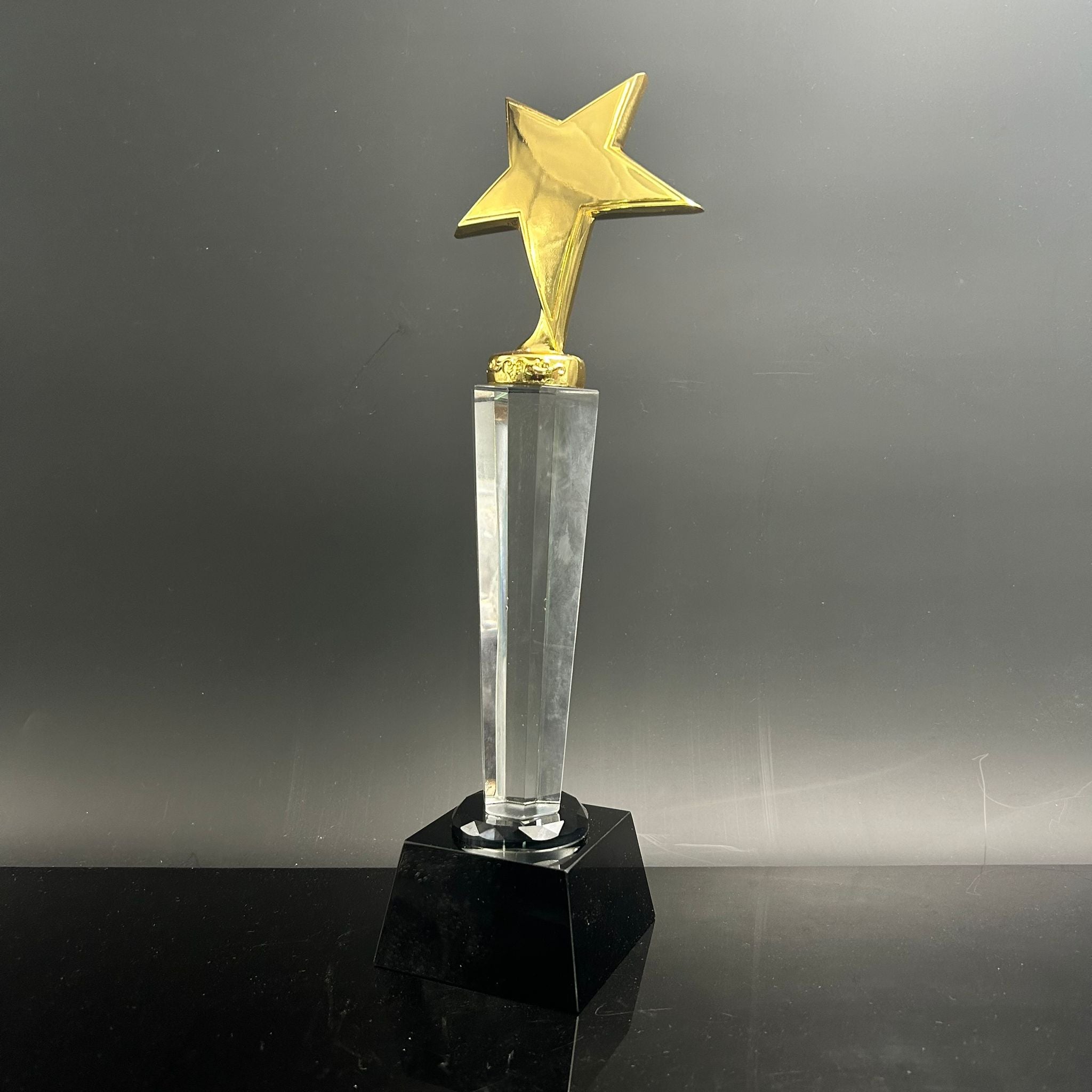 Elevated Curved Star Trophy Award – Etch