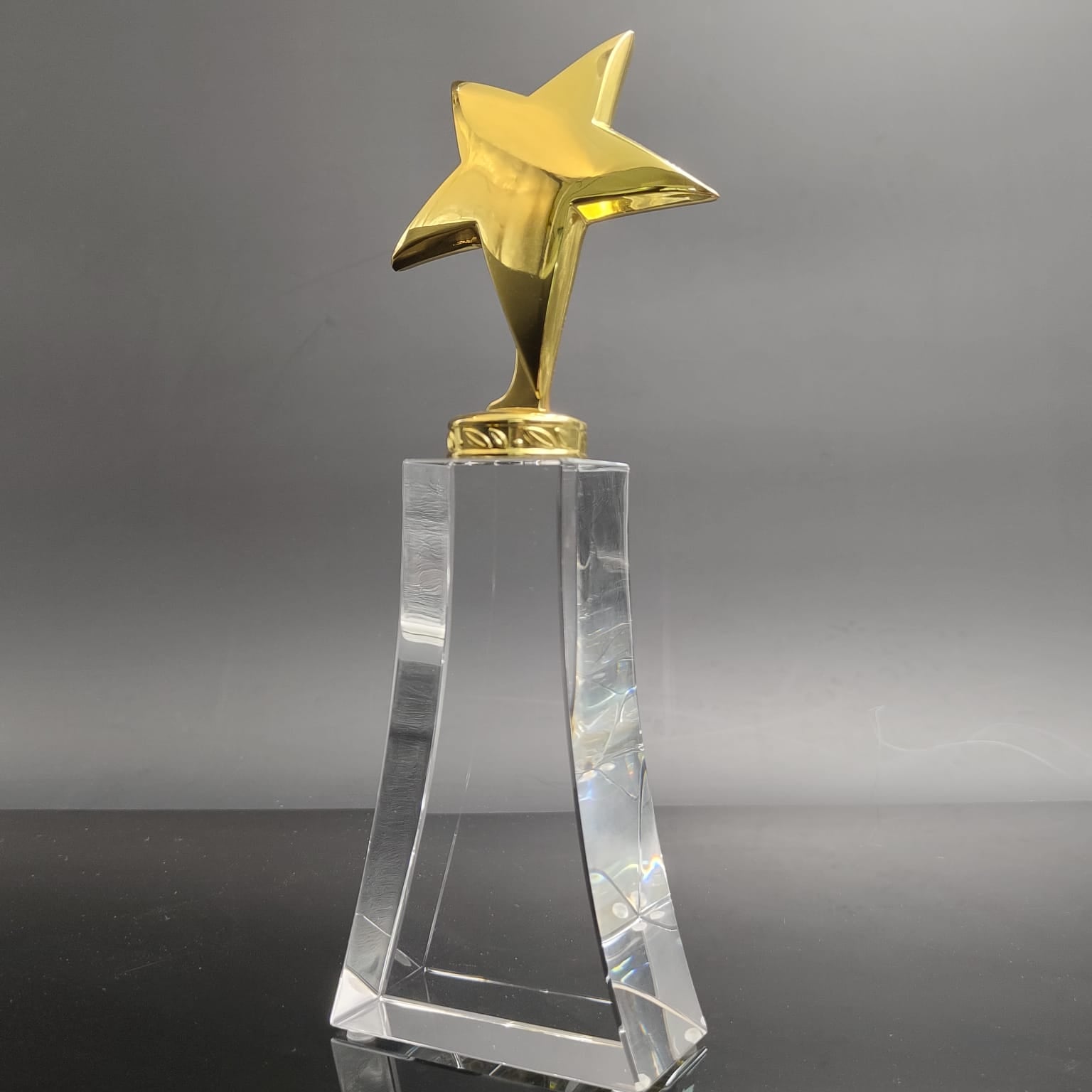 Curved Star with Cinched Crystal Base Trophy Award – Etch