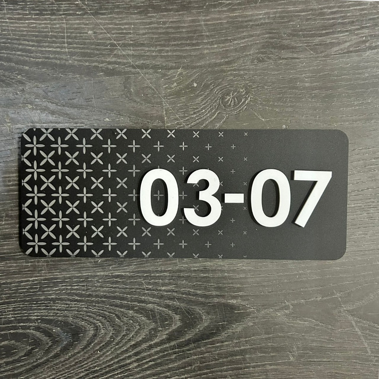 Modern Home Unit Sign Series 1 – Etch