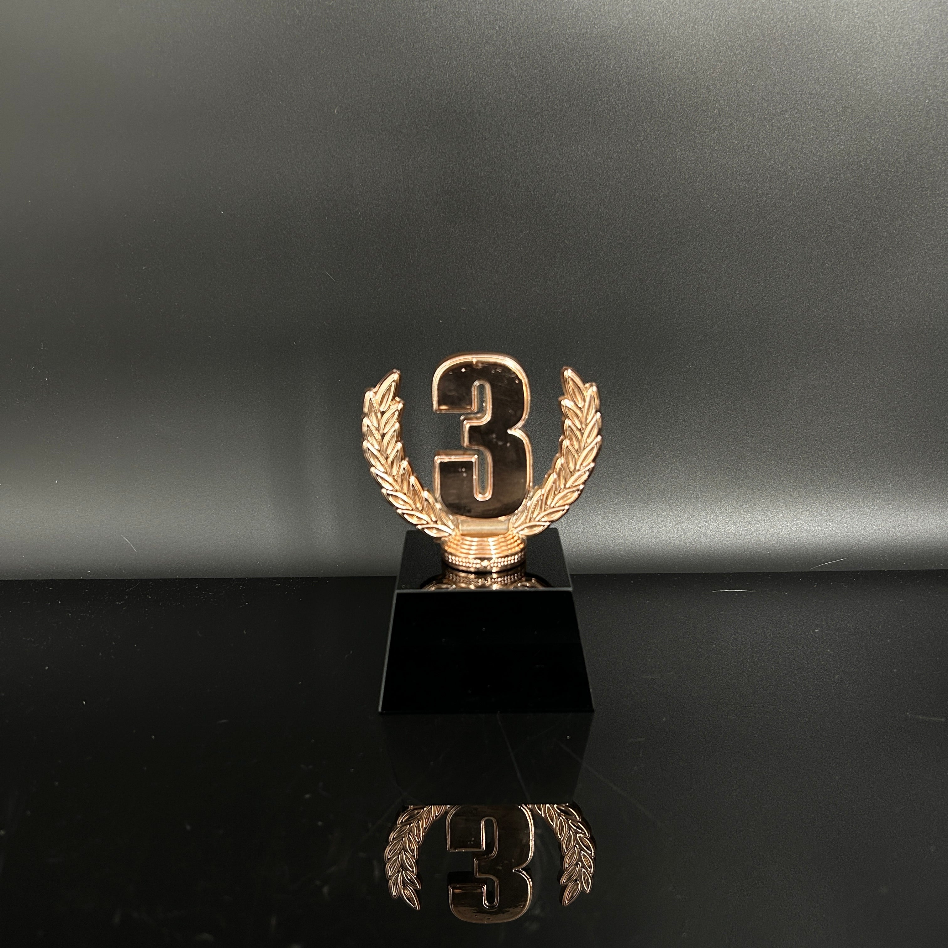 Numerical Triumph Trophy – Etch