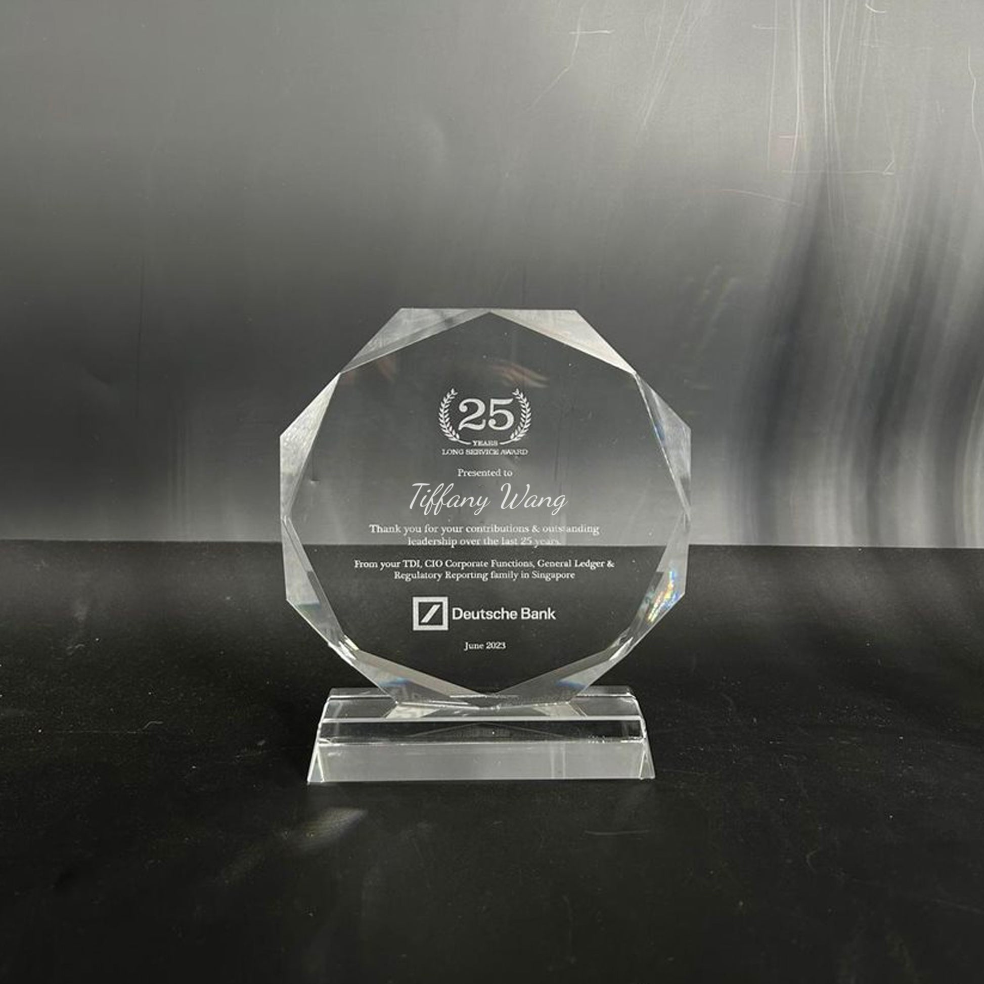 Octagon Crystal Trophy Award – Etch