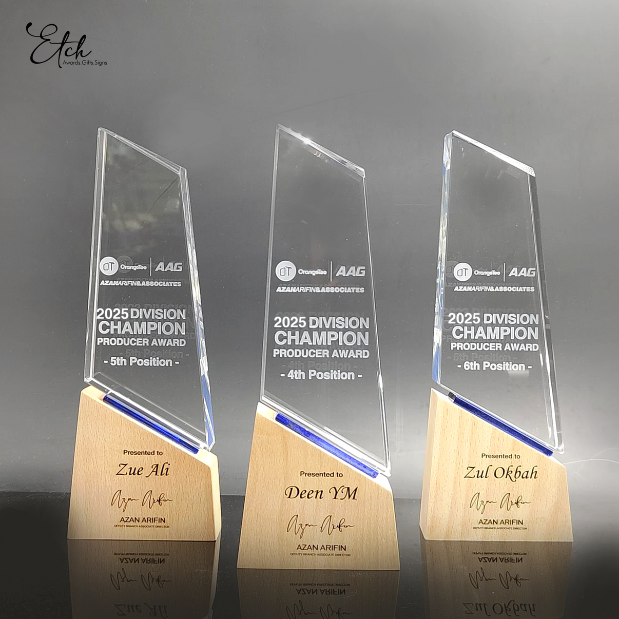 Peak Crystal Trophy Award with Wood Base – Etch